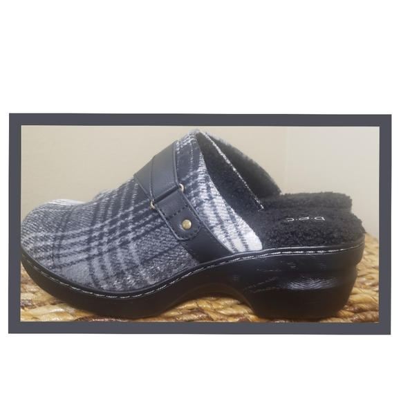 boc | Shoes | Nwot Boc Plaod Clogss8 | Poshmark